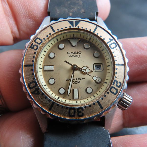 LD-702 Casio Scuba Diver 200M Quartz Women Watch | WatchCharts Marketplace