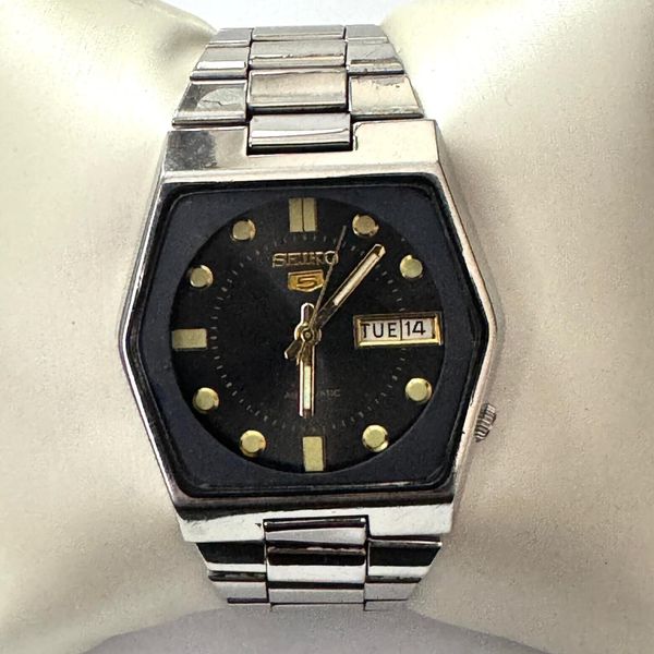 Vintage RETRO Seiko 5 Automatic Men Watch, Day/Date, Used. I-03 | WatchCharts Marketplace