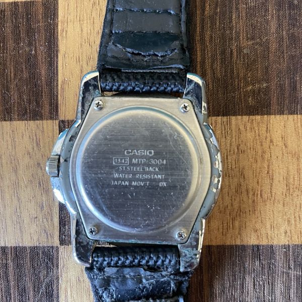 Casio Diver Watch 42mm White Analog Date Dial MTP-3004 Vintage ...