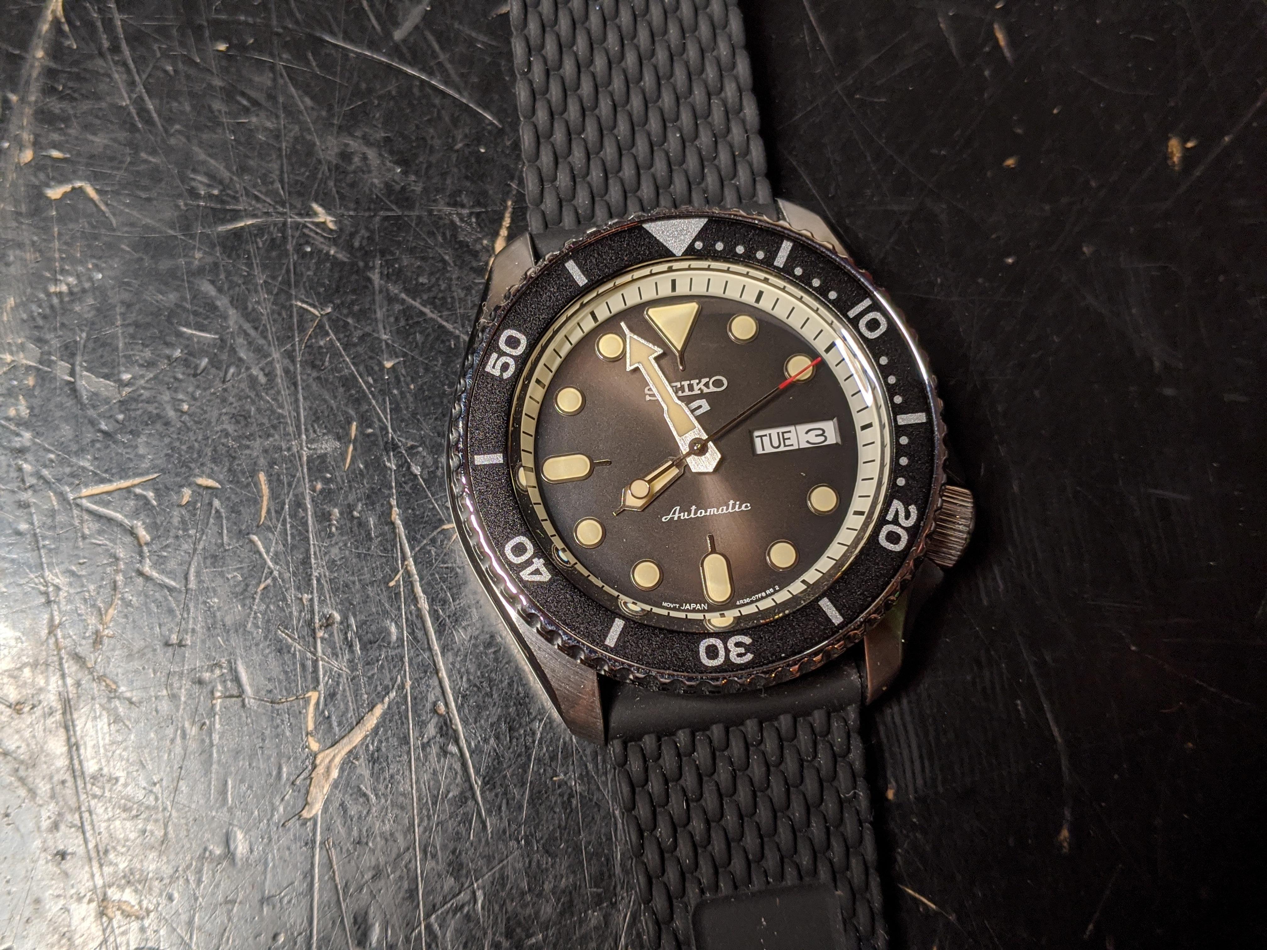 Looking to sell the Seiko 5 Sports SRPD95. This is my favorite of the ...