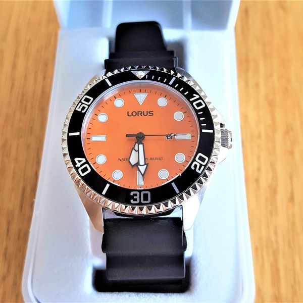FS: Lorus mid size orange dial quartz 100m dive watch | WatchCharts ...