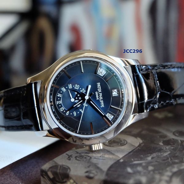 FS: New Patek Philippe Annual Calendar 5205G-013 Blue White Gold ...