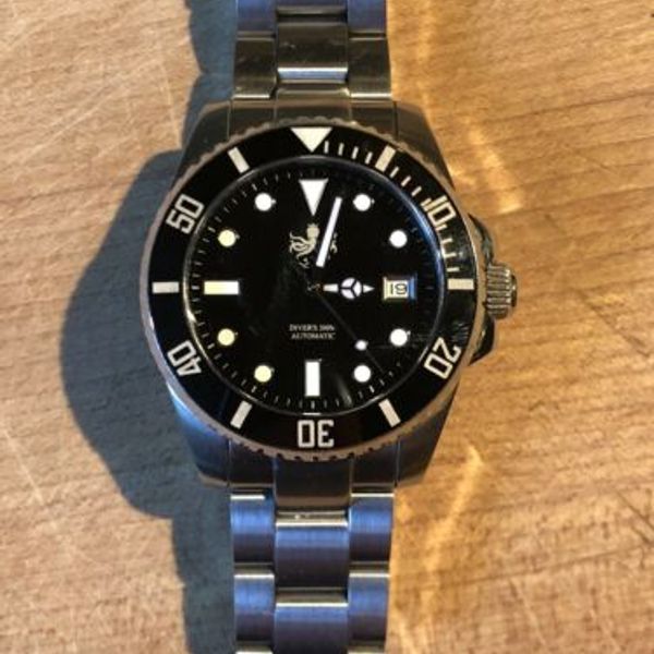 Phoibos PY007 300-METER AUTOMATIC DIVE WATCH | WatchCharts Marketplace