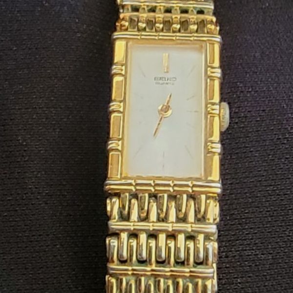 Women's SEIKO White Face Gold Tone Stainless Steel Wristwatch # 232551 ...