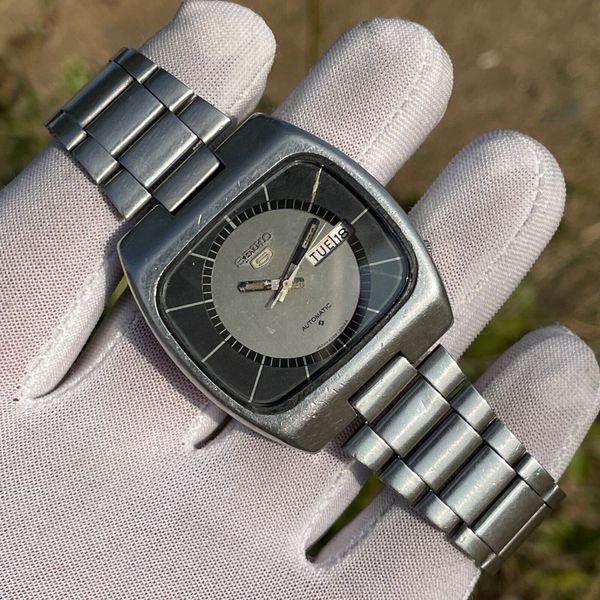 Vintage Seiko 5 Automatic Tv Shape Made in Japan Menâ s Watch 6309-6010 ...