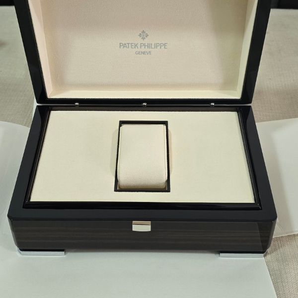 Patek Philippe New Watch Box | WatchCharts Marketplace