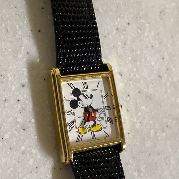 Lorus By Seiko Disney Mickey 24mm Tank Watch Gold Tone New Battery V515 ...