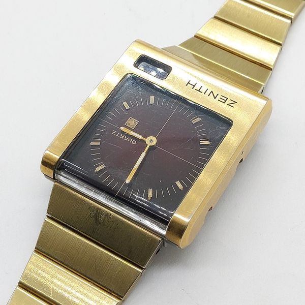 70s ZENITH FUTUR TIME COMMAND Ana-Digi Not Work it's to spare parts or ...