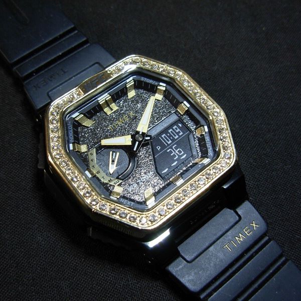 Timex fancy UFC saleman sample/display watch with band. Non working ...