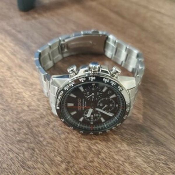 Seiko Chronograph Quartz SSB031 | WatchCharts