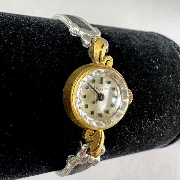 Vintage Bulova M7 Ladies Deco 18K Yellow Gold Watch 069342 Petite Round ...