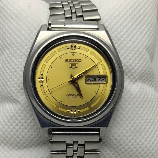 VINTAGE SEIKO 5 AUTOMATIC 17 JEWELS 7009-8763 WRIST WATCH FOR MEN | WatchCharts