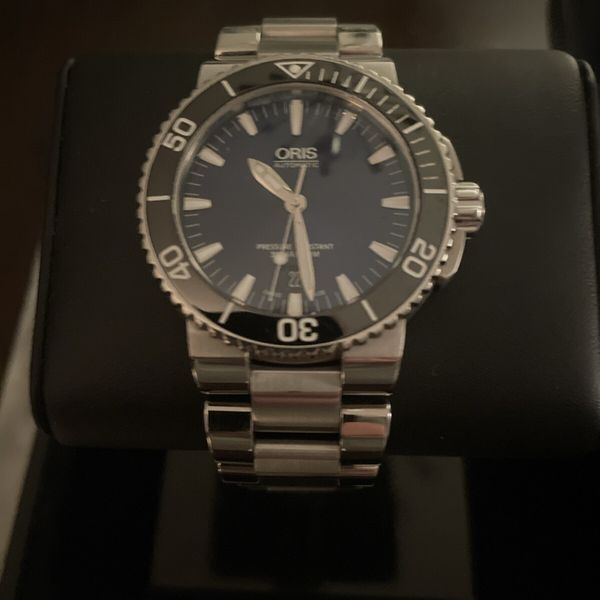 Oris Aquis Blue Dial Black Bezel 43mm Men's Watch - | WatchCharts ...