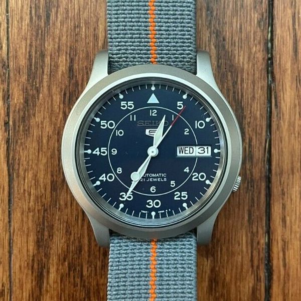 Seiko 5 SNK807 Mens Blue Dial Automatic Field Watch Nylon Strap w/Extra ...