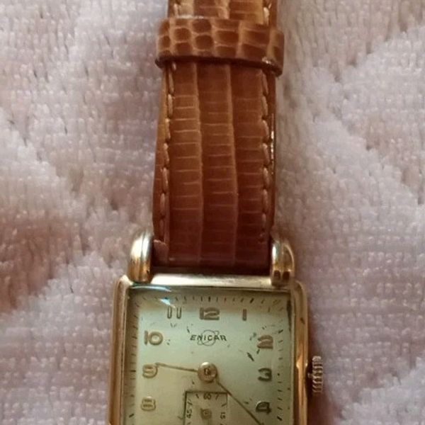 ENICAR SWISS Made Incabloc Swiss Watch. TO BE OVERHAULED ...