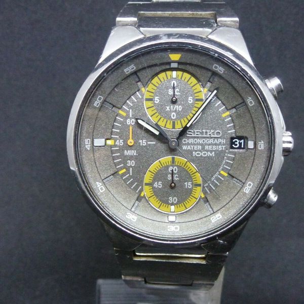 SEIKO QUARTZ CHRONOGRAPH 100M V657-0A10 Wrist Watch W499 | WatchCharts ...