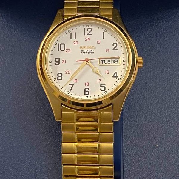 Mens SEIKO Railroad Approved Quartz Watch | WatchCharts Marketplace