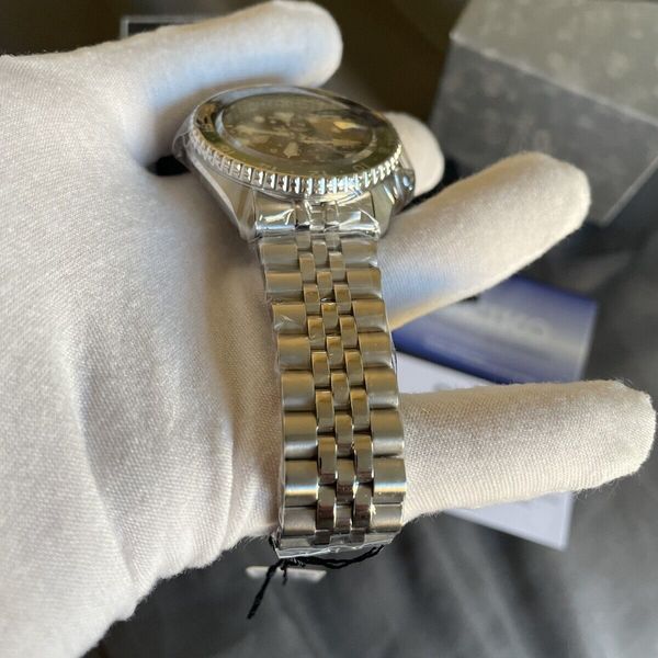 Seiko 5 GMT Hulk (Green Dial) SSK035K1 | WatchCharts Marketplace