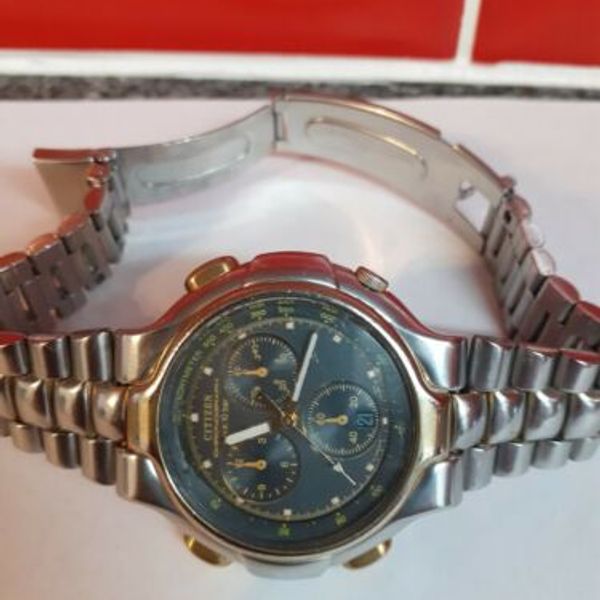 VINTAGE CITIZEN 3560-351576 Y CHRONOGRAPH WATCH. THIS HAS A 11 JEWEL ...