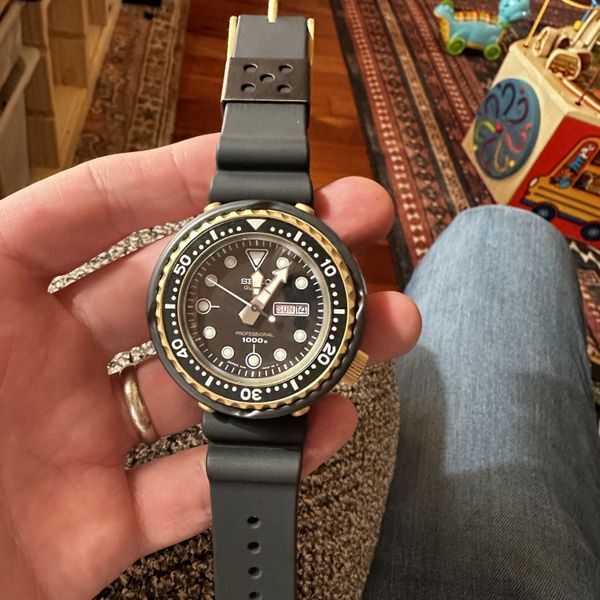 [$1,550 USD] FS: Seiko SBBN040 Golden Tuna Reissue | WatchCharts