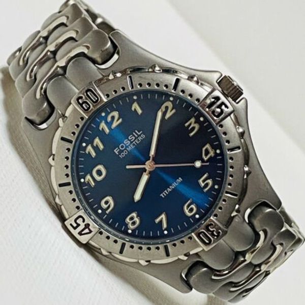 Fossil BLUE 40MM Men's Blue Dial 100M Titanium Bracelet Watch TI-5003 ...