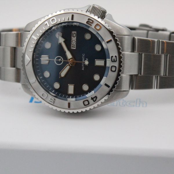 [$250 USD] Islander Automatic Dive Watch #ISL-18 | WatchCharts Marketplace