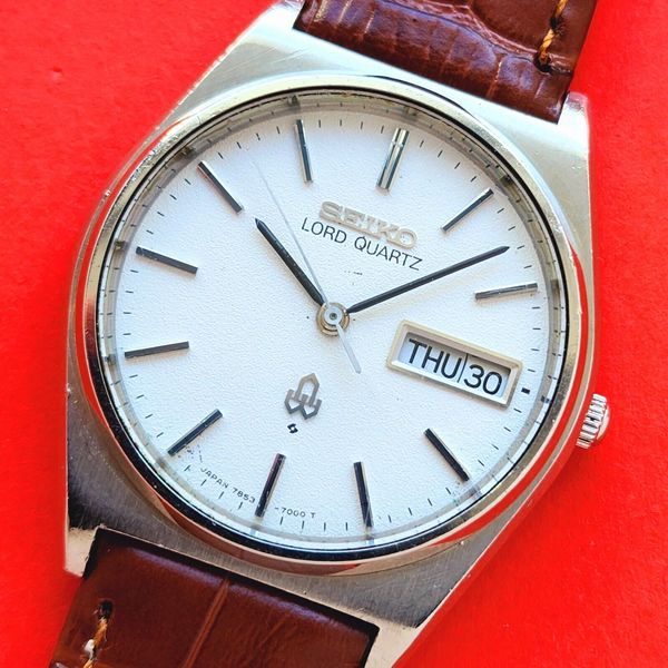 Seiko Lord Quartz Watch Vintage White Textured Dial Day Date 7853-7000 ...