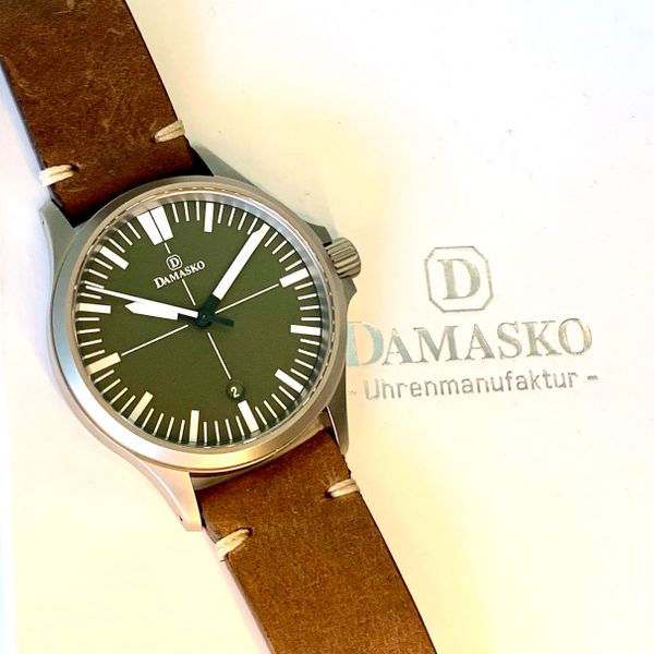[WTS] Damasko DS30 Olive Green Dial Windup Watch Shop Edition | WatchCharts