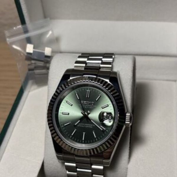 Seiko Mod President 40mm Green | WatchCharts Marketplace