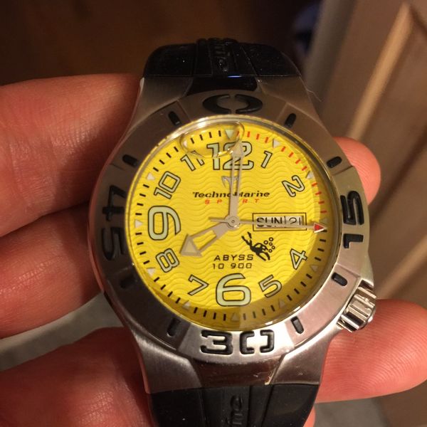 FS: Technomarine Abyss 10,900 Diver Liquid Silicon | WatchCharts