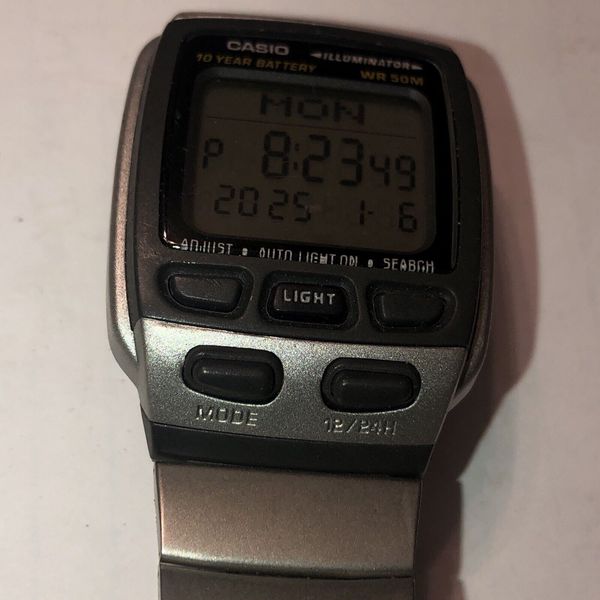 Vintage Casio Multi Lingual Databank Illuminator Quartz watch - model ...