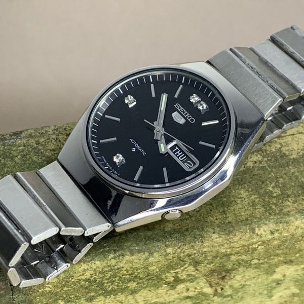 Beautiful Vintage Seiko Automatic black dial Watch Japan Made ...