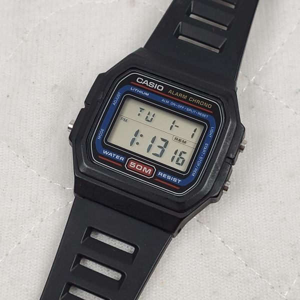 RARE VINTAGE CASIO W-71 ALARM CHRONO WATER RESIST 50M MEN'S WATCH NEW BATTERY | WatchCharts ...