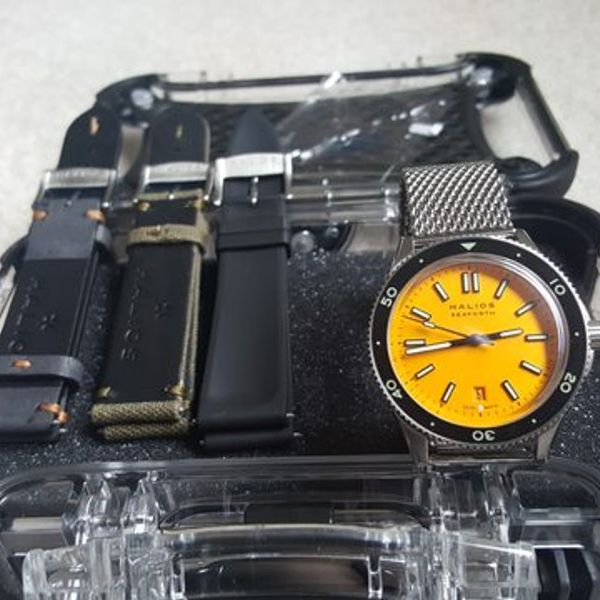 FS: Bahama Yellow Halios Seaforth Sapphire Bezel | WatchCharts Marketplace