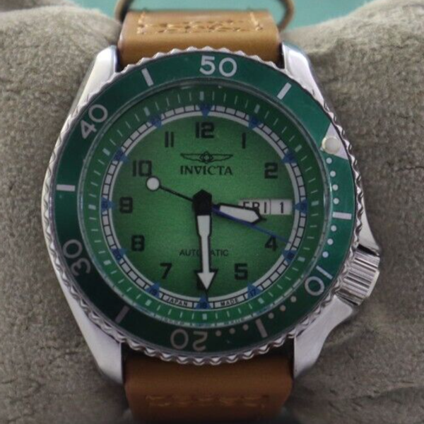 Beautiful Invicta Diver Automatic Day/Date Green Dial Recently Service ...