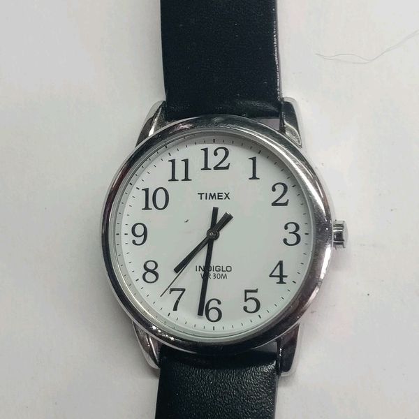 Mens Timex Indiglo Watch Working Battery In black Leather Strap Used ...