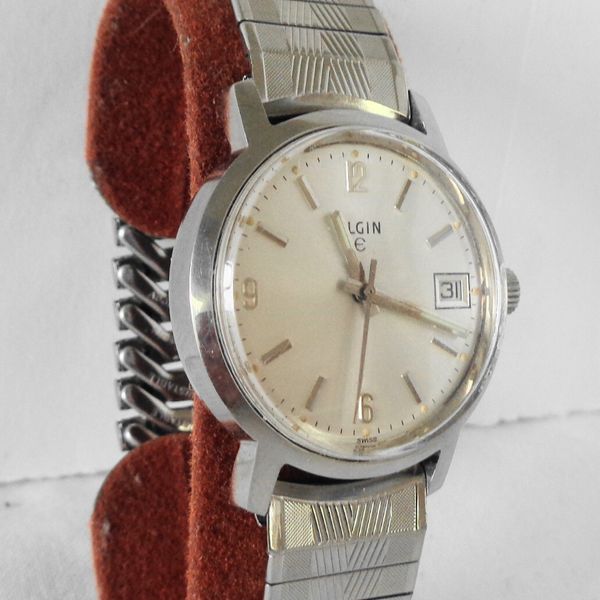 Vintage Men's Elgin Stainless Steel Wristwatch Date Feature Runs Fast ...