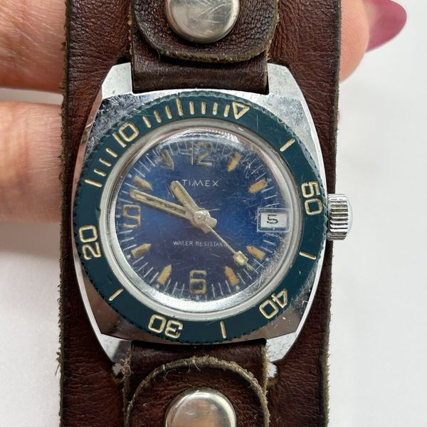 Vintage 70s Diver Stlye Timex Manual Wind, Blue Face/Bezel Rotates ...