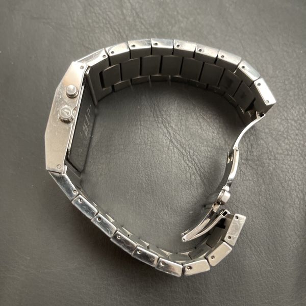 Nixon The Rotolog Modical Limited Edition Rare Yellow Color Needs Batt ...