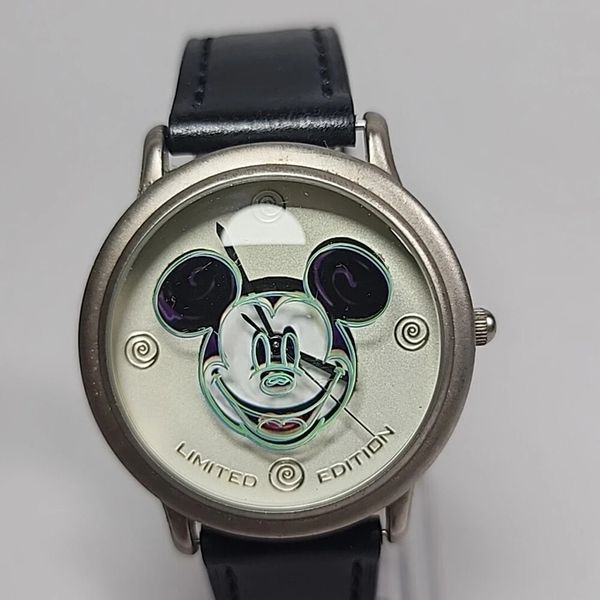 Disney 2000 Made Limited Edition Fossil Mickey Mouse Watch #46 Working ...