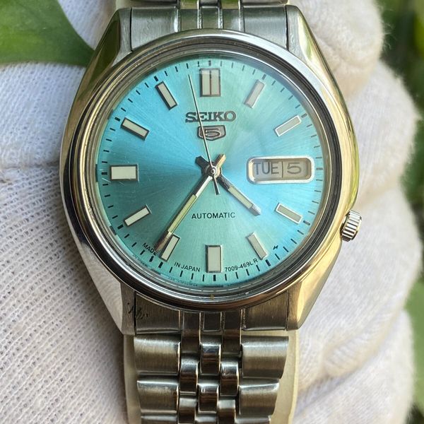 Vintage Seiko 5 Men's Automatic Watch SNXS 7009 Day/Date | WatchCharts ...