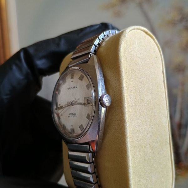 Vintage Waltham Incabloc 17 Jewels Date Watch Self Winding Automatic RARE Swiss | WatchCharts ...