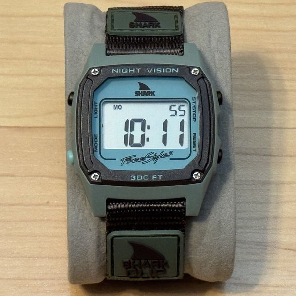 FS: Freestyle Shark Classic Clip Grey Blue Digital Surf Watch ...