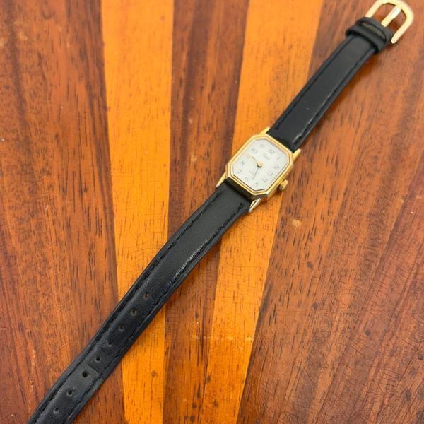 Women's Timex Gold Tone White Dial Octagon Dainty 18mm - New Battery ...
