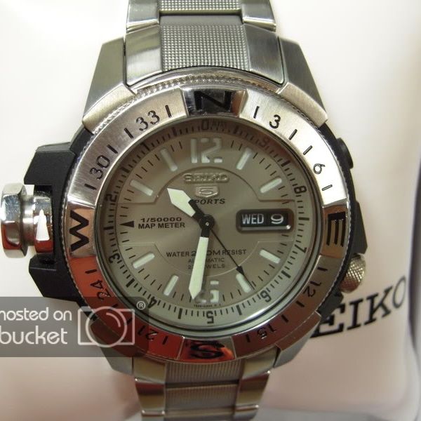 **SOLD** Seiko 5 Auto Map Meter SKZ221K1 on SS bracelet AND Leather ...
