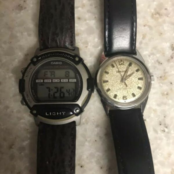 Vintage Mens Self Winding Bulova And Casio Illuminator Watches **Both ...