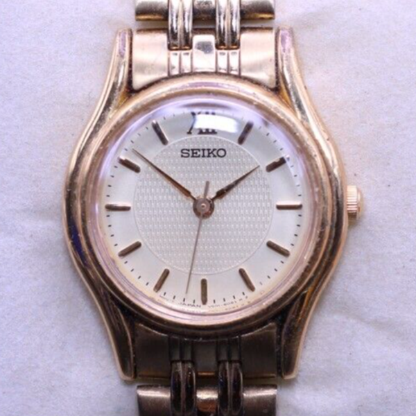 SEIKO LADIES QUARTZ WRIST WATCH V401-1600 24mm CASE RUNS (GK ...