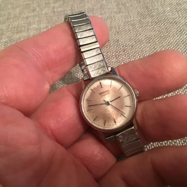 Women’s Vintage Seiko Quartz Wrist Watch 4100-6007 New Battery Analog ...