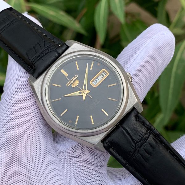 Vintage Seiko 5 Automatic 17 jewels Menâ s Watch 7009-3041 â Made in Japan | WatchCharts Marketplace