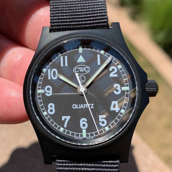 FS: CWC G-10 Quartz/Black/Sapphire | WatchCharts Marketplace